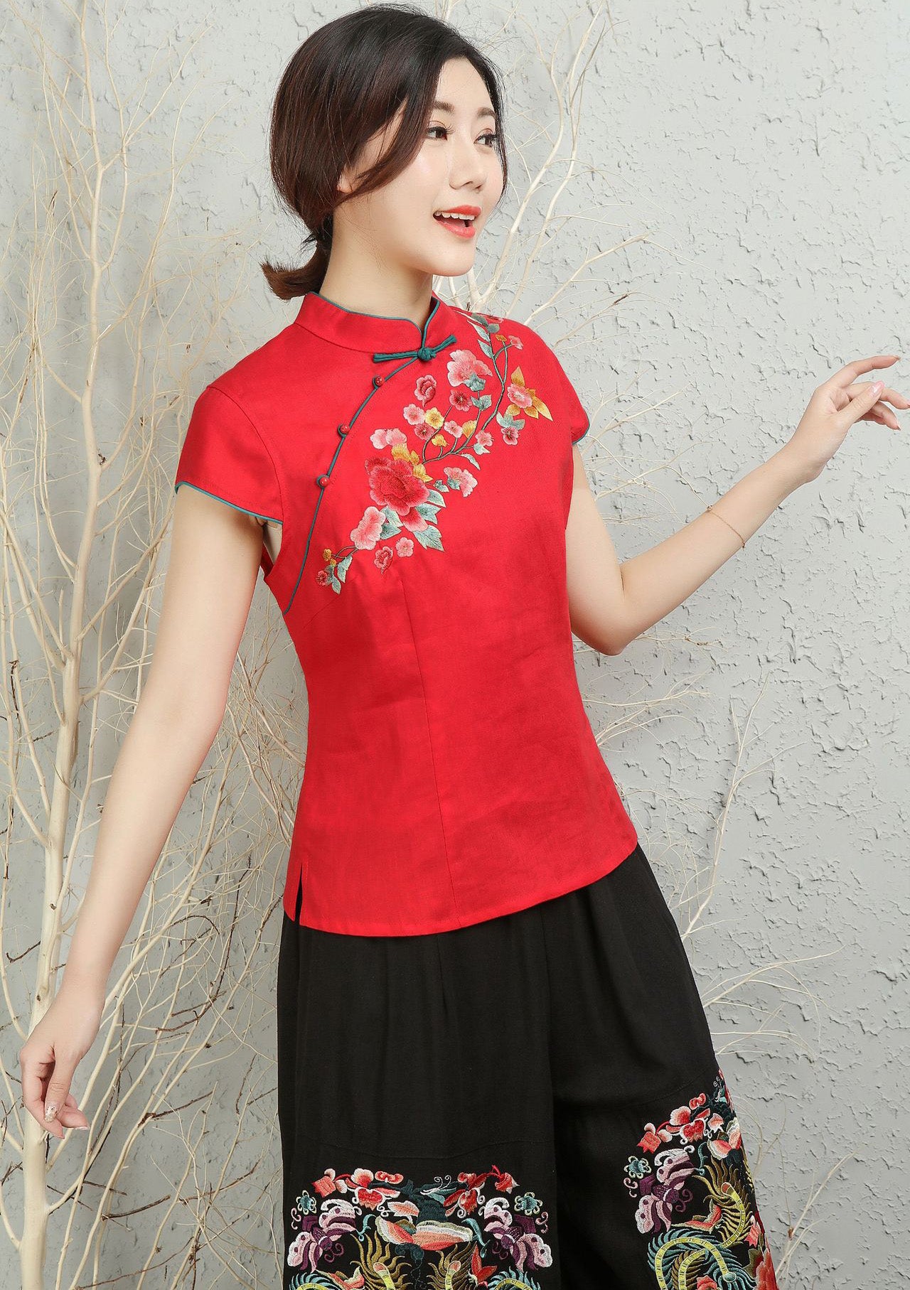 Mandarin Collar Floral Embroidery Cheongsam Top Traditional Chinese Bl ...
