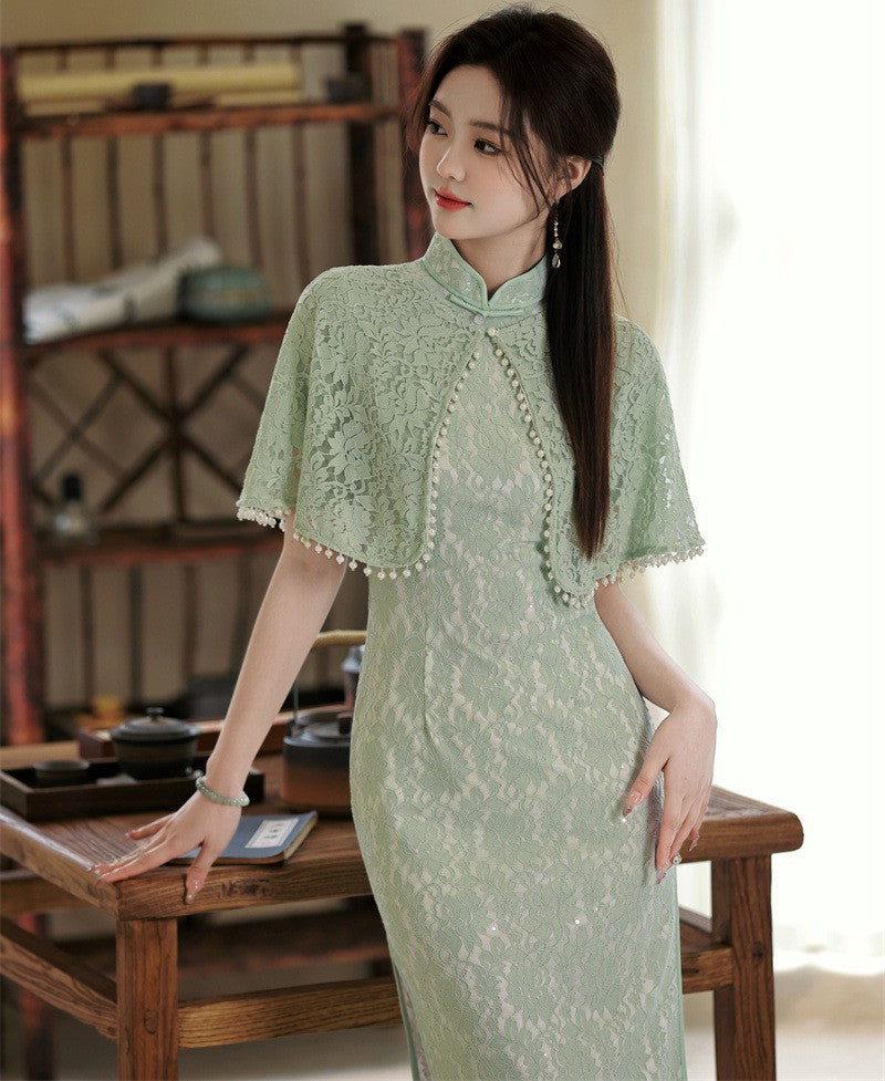 Stunning and Graceful Two-Piece Set of Cheongsam Dress and Shawl in Co ...
