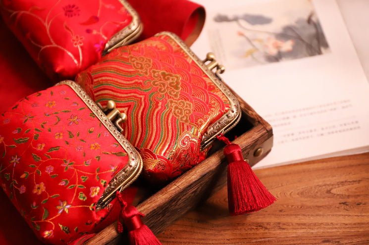 Auspicious Clouds Pattern Multi-Level Brocade Chinese Purse Wallet ...